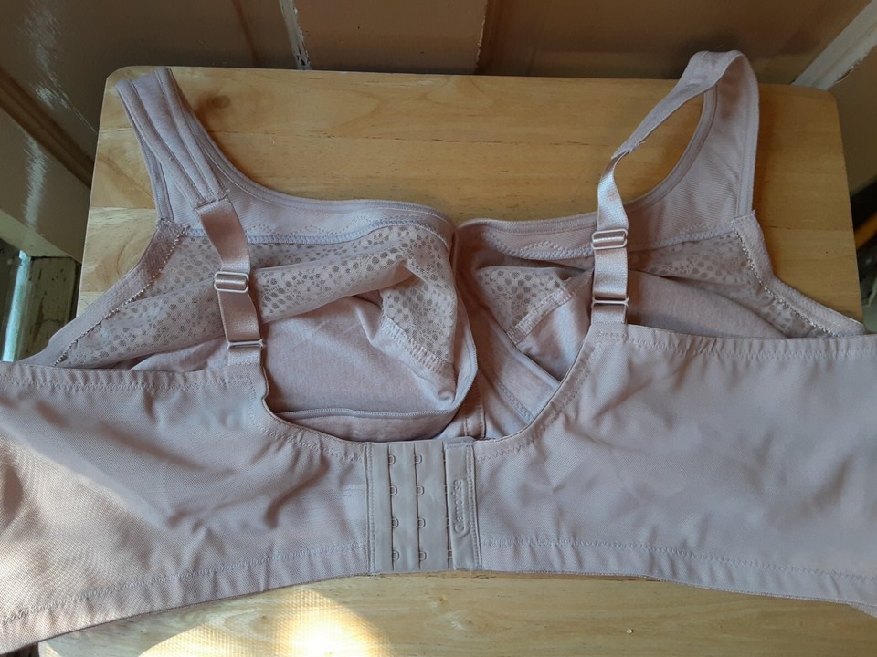 Glamorise Woman's Wire-Free Lace Bra Size 50DD NEW WITH TAGS | eBay