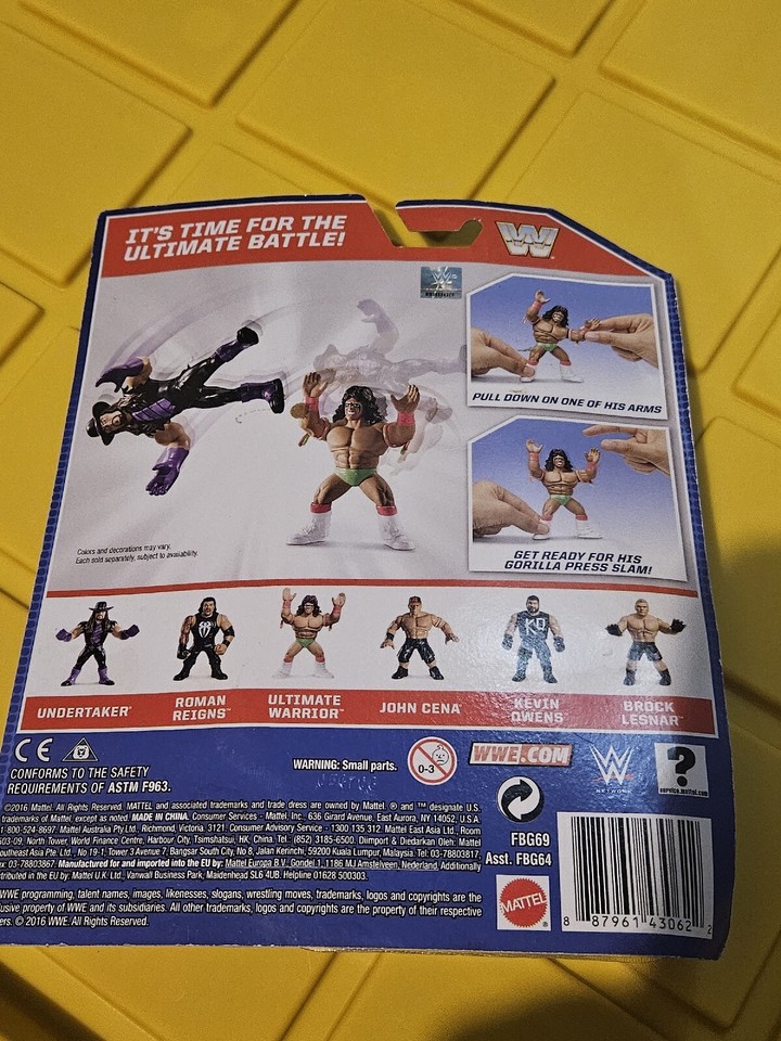 WWE Mattel Retro Series 1 Ultimate Warrior Brand New on Card HOF Legend ...