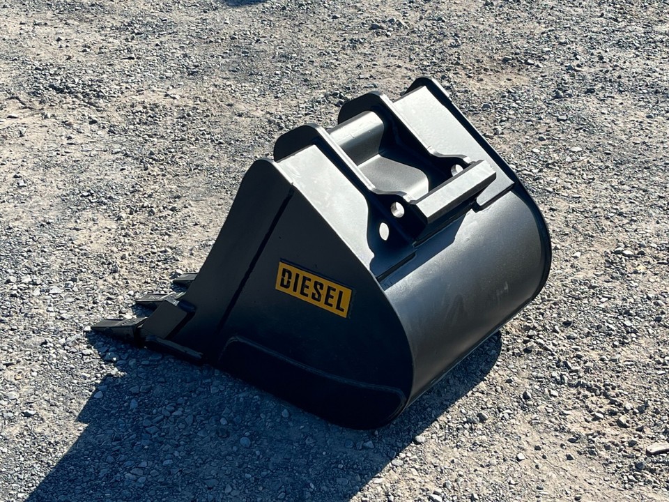 24" Bobcat X-Change Bucket for E45 & E50 & E55 | eBay