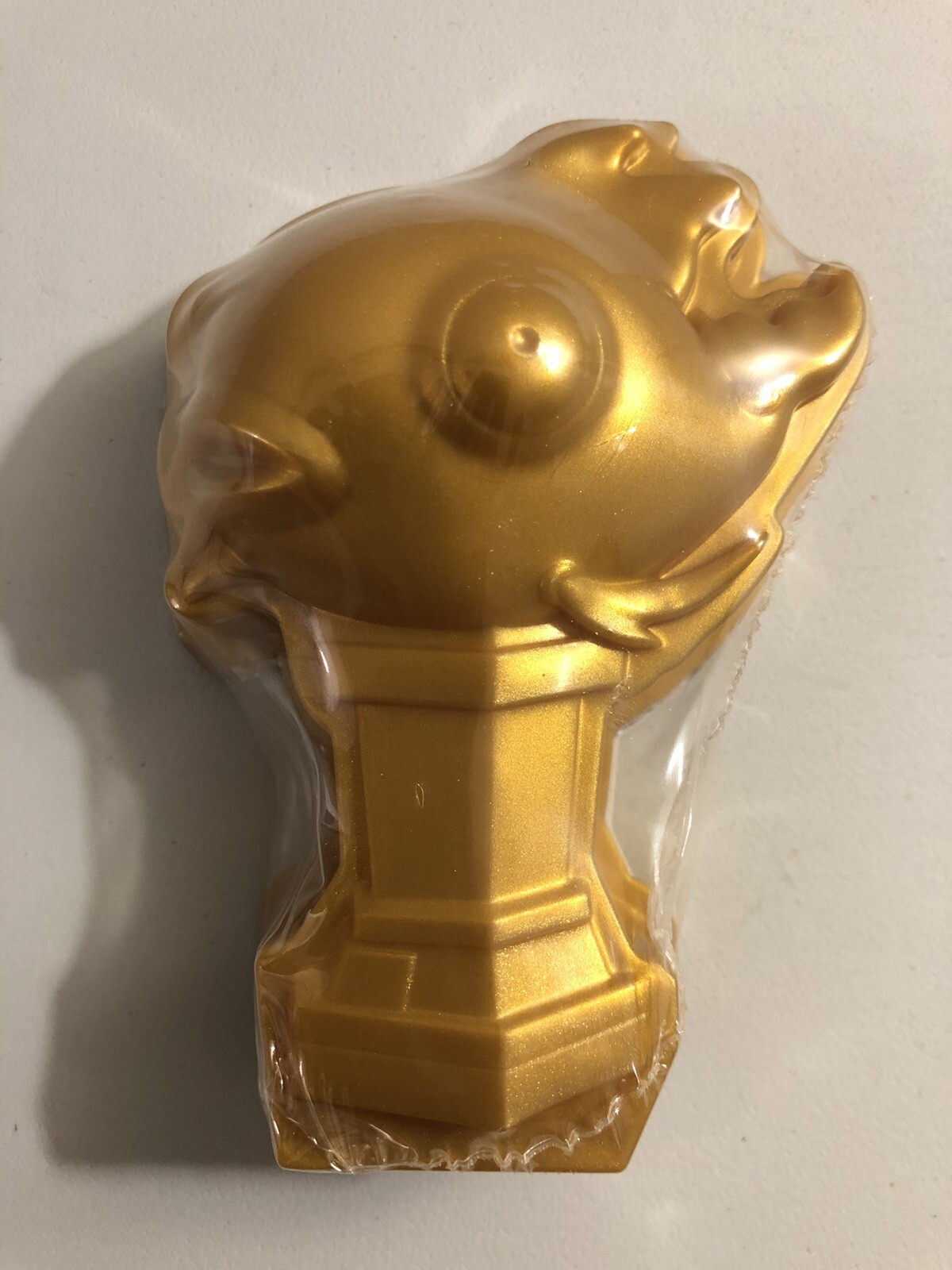 Fortnite Mythic Goldfish Trophy Weapon Accessory Set of 6 Skye Brutus ...