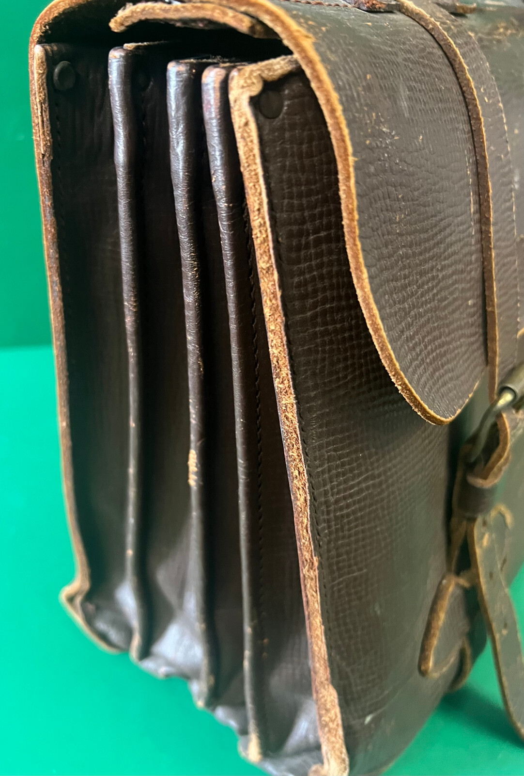 AIR FORCES TYPE MB-1 DEAD RECKONING NAVIGATOR’S DOUBLE STRAP BRIEFCASE ...