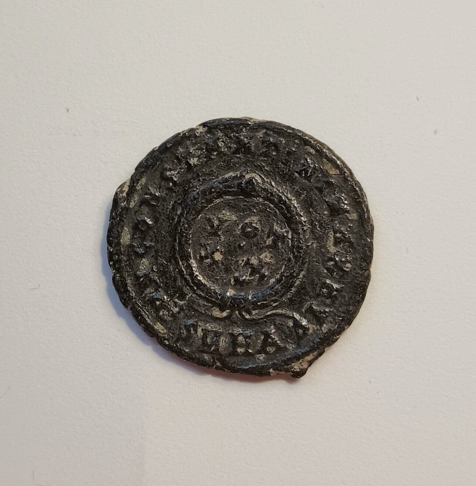 Roman Imperial - Constantine I (307-337 AD) Heraclea AE Follis VOT XX ...