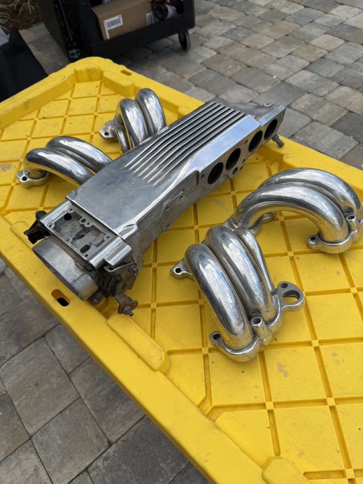 1985-1988 Chevrolet Corvette C4 Fuel Injection Plenum Unit GM 14081006 ...