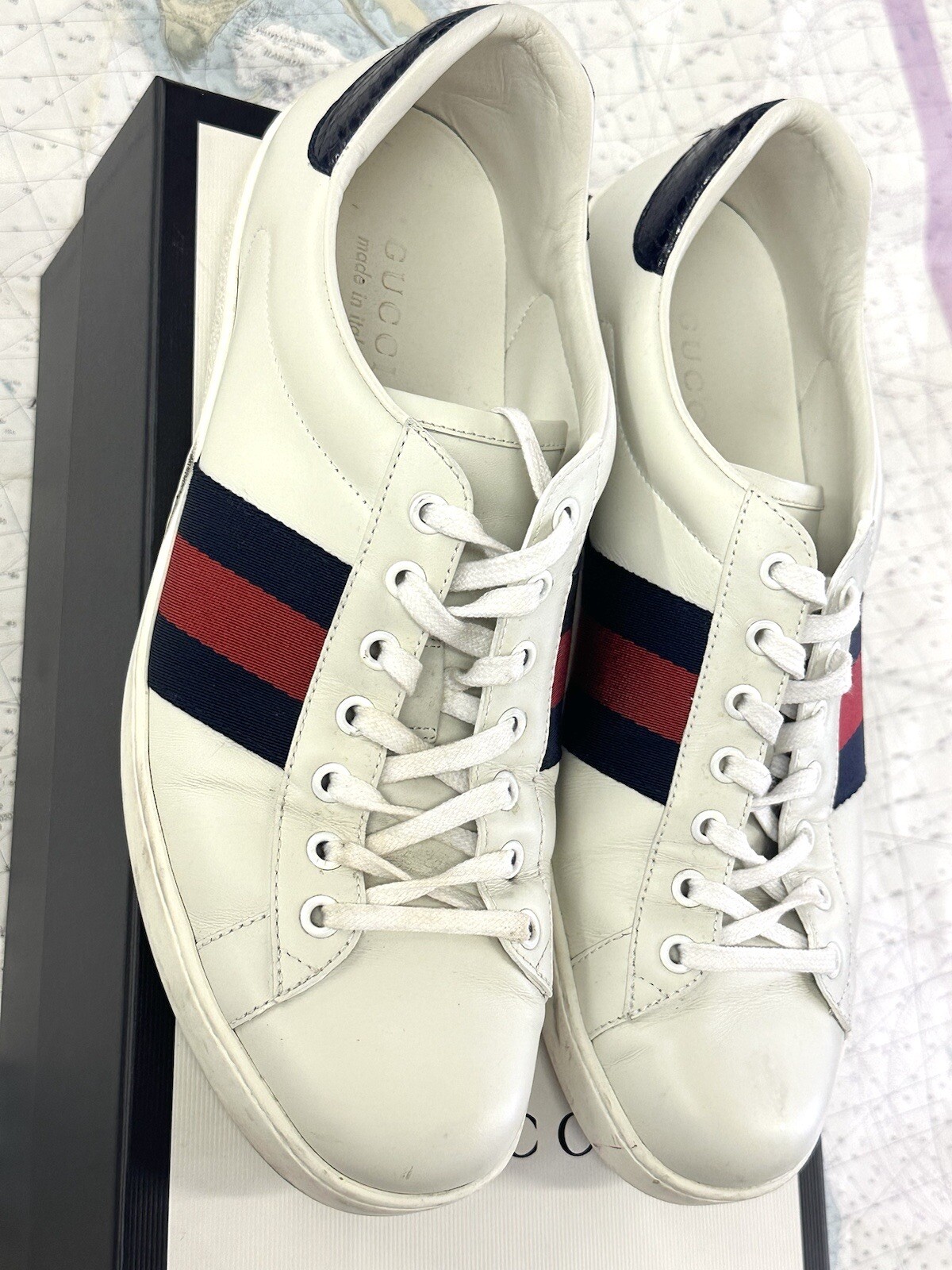 GUCCI MENS ACE Crocodile-Embossed LEATHER SNEAKERS … - Gem