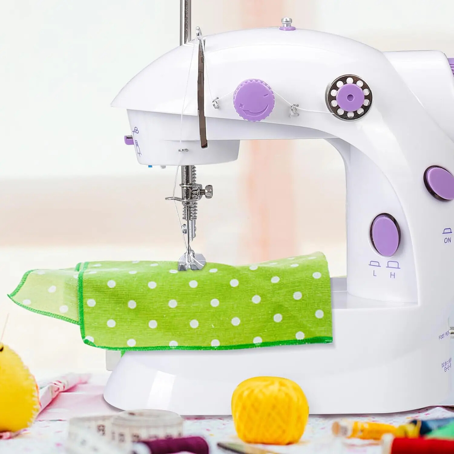Handheld Small Electric Miniature Tabletop Children's Electric Sewing ...