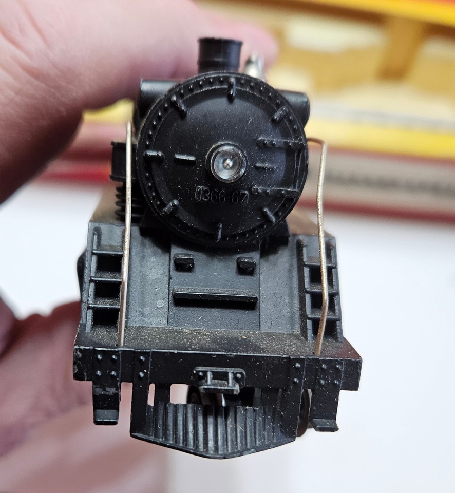 Fleischmann HO 1366 locomotive and tender, partial box, excellent ...