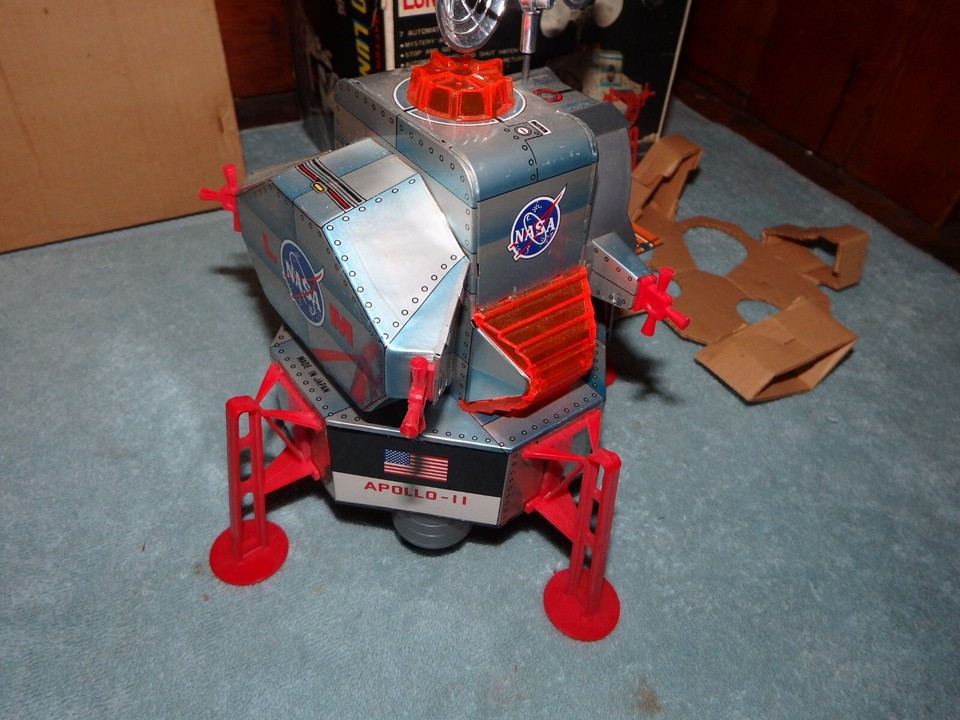 Apollo 11 American Eagle Lunar Module Tin Plate DSK Yonezawa Battery ...