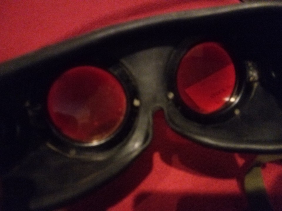 RARE **9/10 - Red quinoline cyanin dye Goggles Nightmare Vision Demon ...