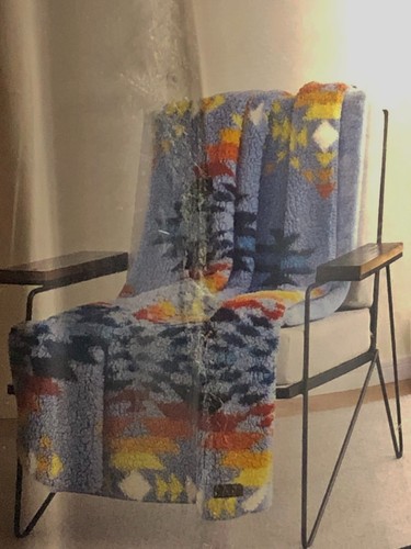 Peak Canyon Blue Aztec Sherpa Fleece Throw Pendleton 50"x70" 8889285167 ...