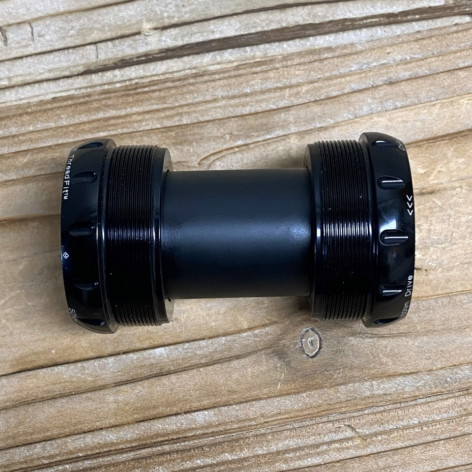 Chris King ThreadFit T47 - 30x Bottom Bracket Outboard - Gloss Black ...