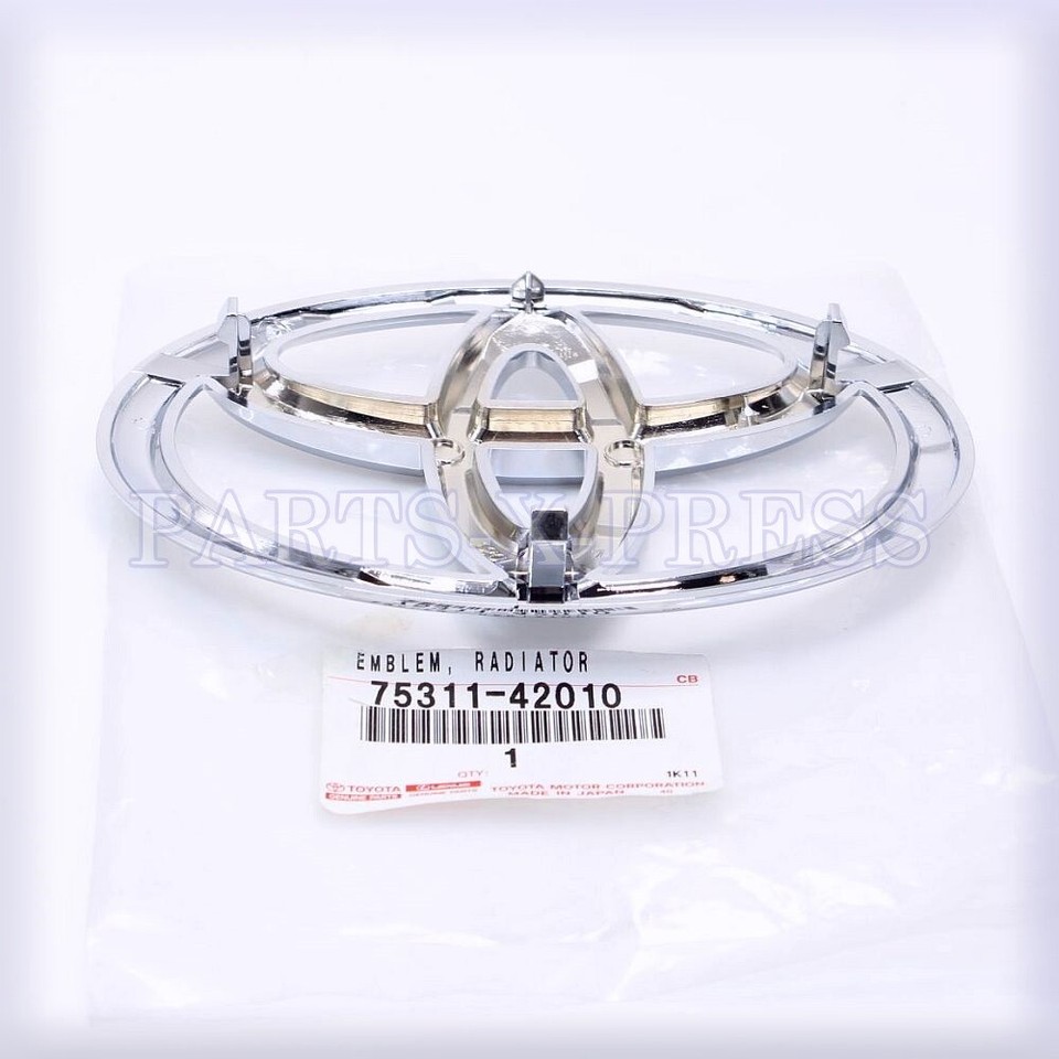 OEM GENUINE TOYOTA RAV4 2006-2012 FRONT GRILLE RADIATOR CHROME EMBLEM ...