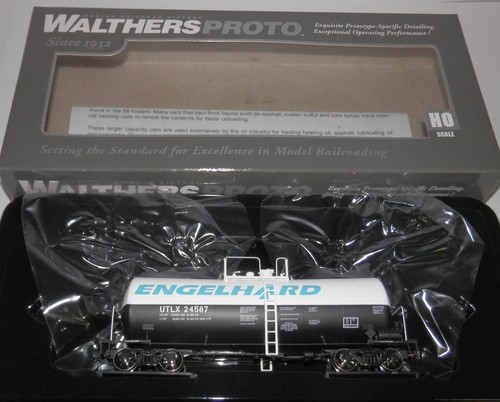 Walthers Proto HO 40' Engelhard 24587 16,000 G. Funnel-Flow Tank Car ...
