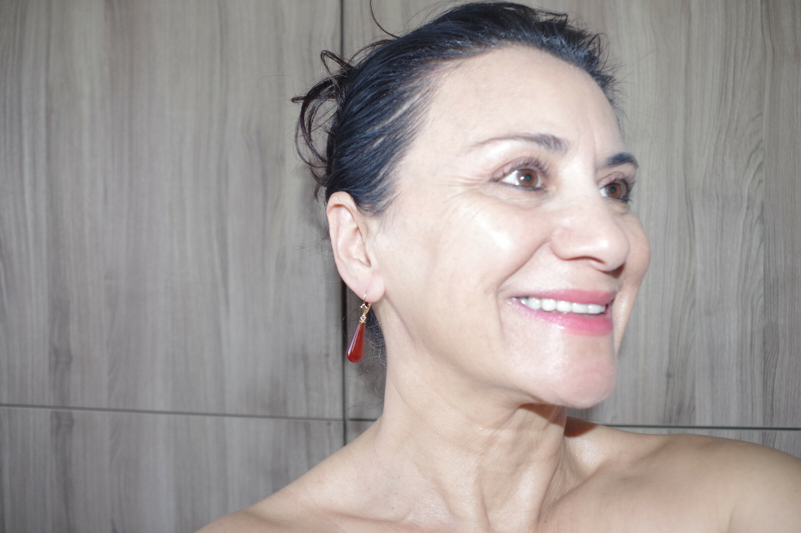 VINTAGE GORGEOUS GENUINE 14K RED JADE TEAR DROP LEVER… - Gem