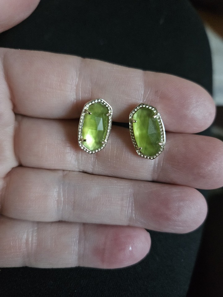 Kendra Scott Ellie Pierced Earrings Peridot Green & Gold Tone | eBay