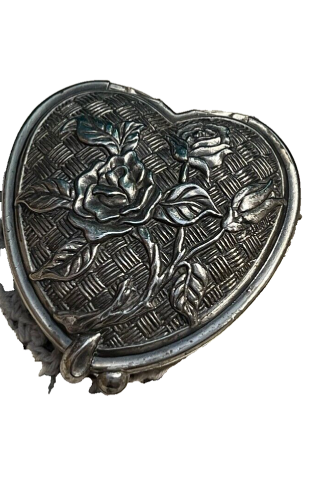 Vintage small empty silver mirrored metal heart shaped compact box ...