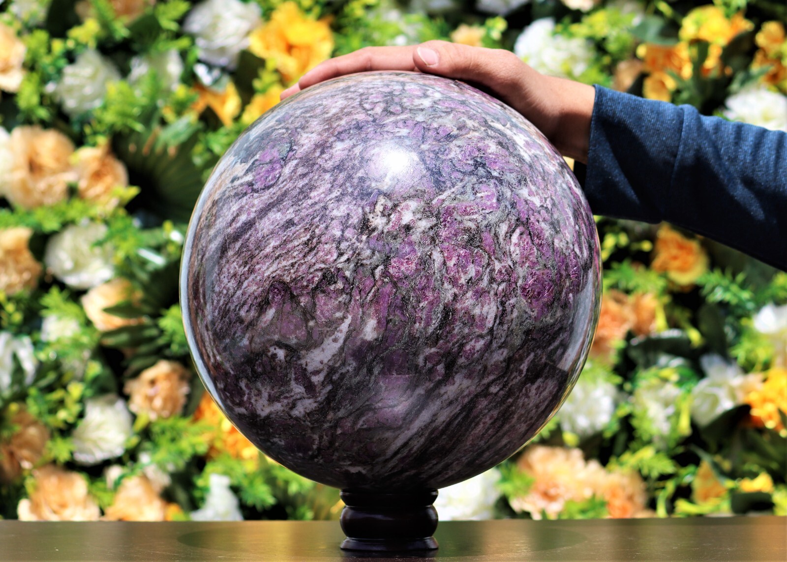 Huge 255MM Natural Ruby Corundum In Biotite Stone Rock & Minerals ...