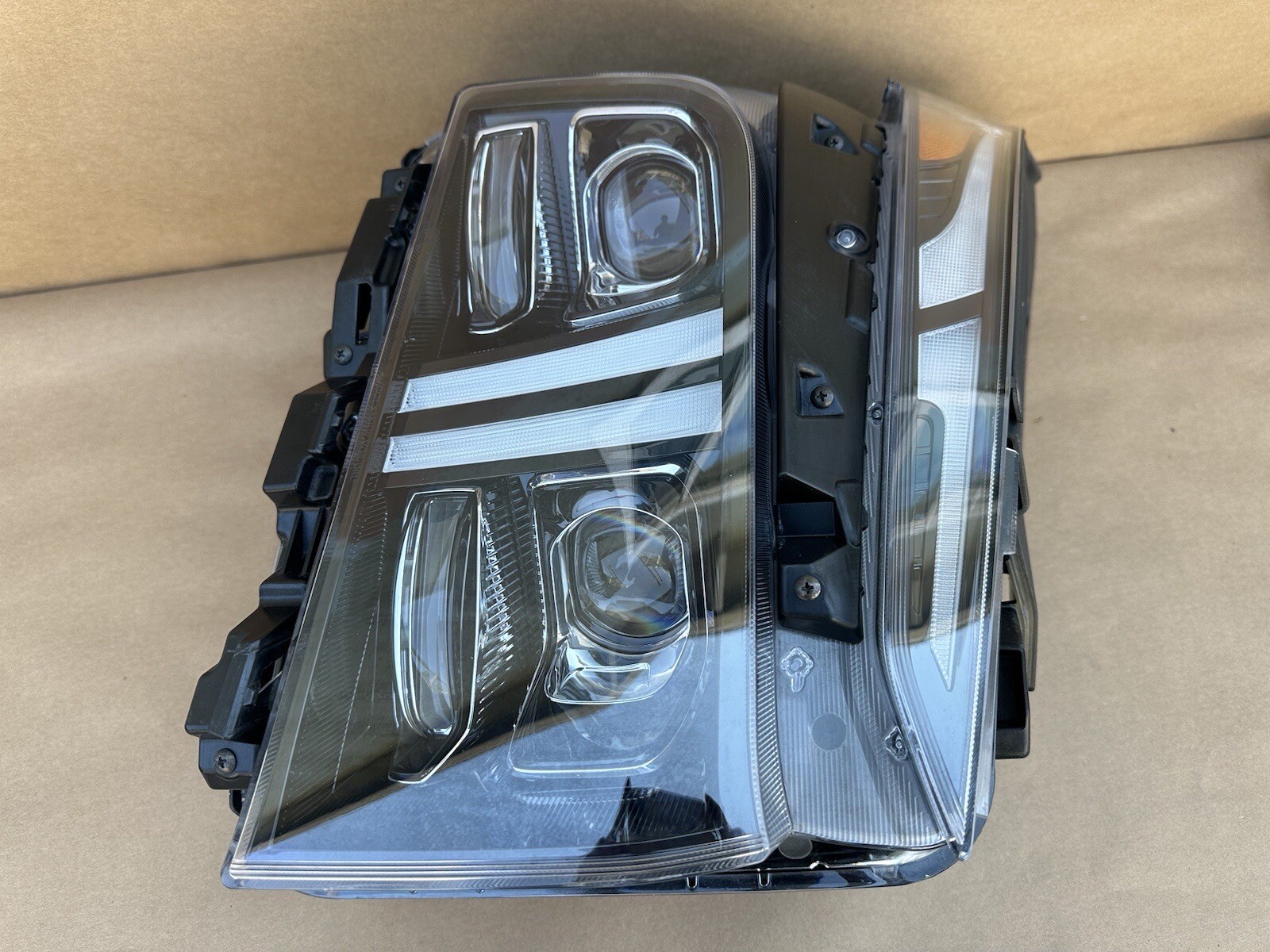 2021-2023 Hyundai Santa Fe LED Headlight Assembly, RH Pass OEM 92102 ...