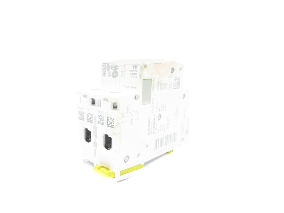 SCHNEIDER ELECTRIC A9F74203 3A 400V (AS PICTURED) UNMP | eBay