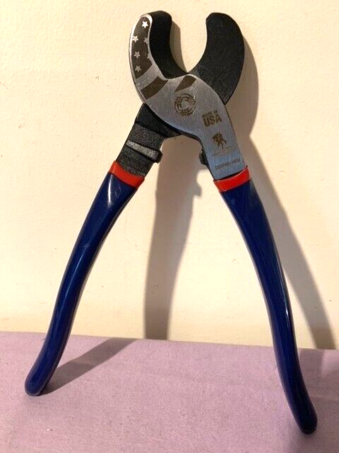 Southwire CCP9D-US High Leverage 9" Dip Grip Cable Cutter Made in USA ...