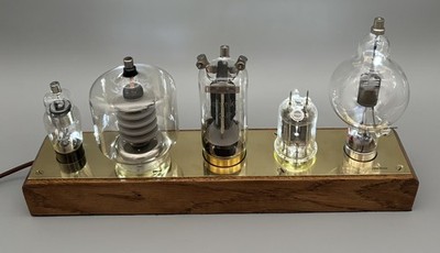 Vintage Radio Valves and Tubes Set Display Alternative Lighting Display ...