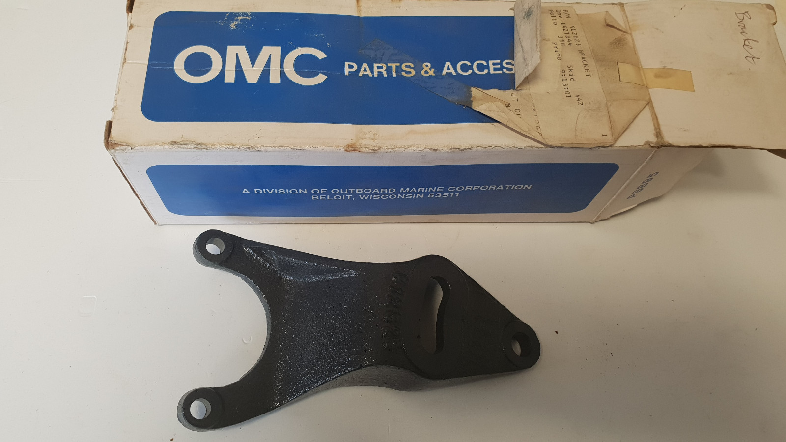 OMC Cobra Inboard Stern Drive Raw Water Pump Bracket 0912823 912823 7 ...