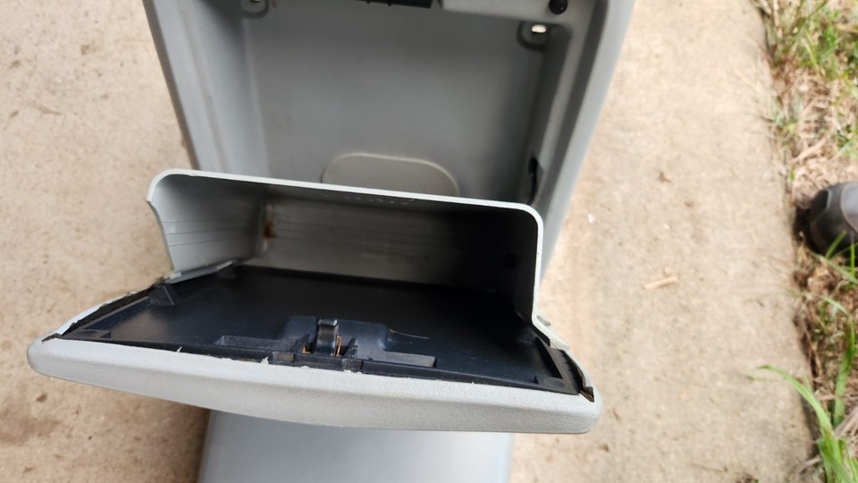 1984 - 1988 Pontiac Fiero Gray Center Console Storage Cubby Complete ...