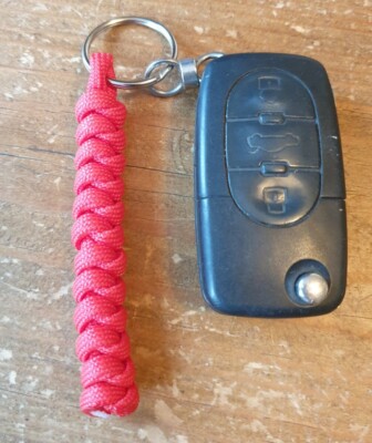 PARACORD KEYRING KEYFOB FOB KEYCHAIN SNAKE KNOT RED | eBay UK