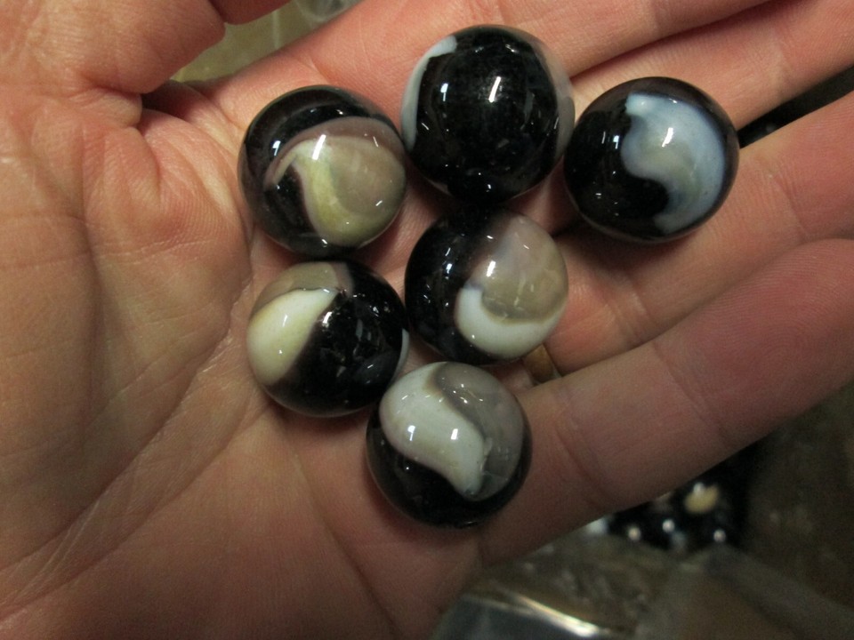 MARBLES 2 POUNDS 7/8" BLACK & WHITE / TAN PATCH MARBLE KING MARBLES | eBay