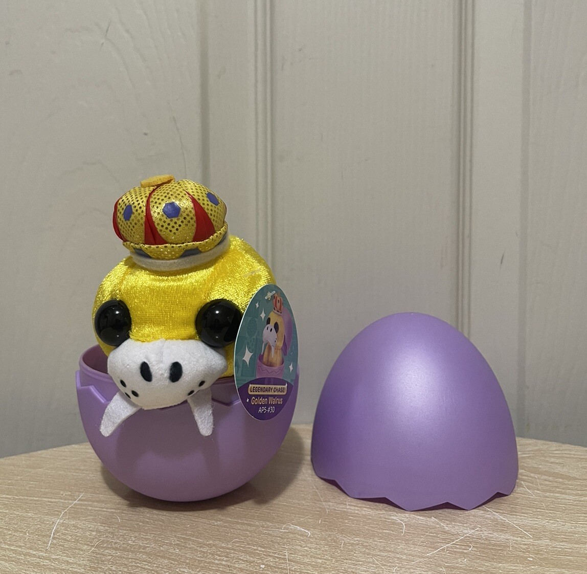 Adopt Me Surprise Plush Pets RARE Plush Gold Golden Walrus With Item ...