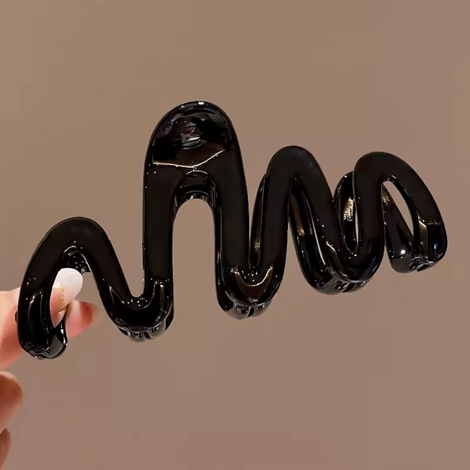 Secure Hair Grip Lady Clip Wave Shape Claw for Women Solid Color Anti ...