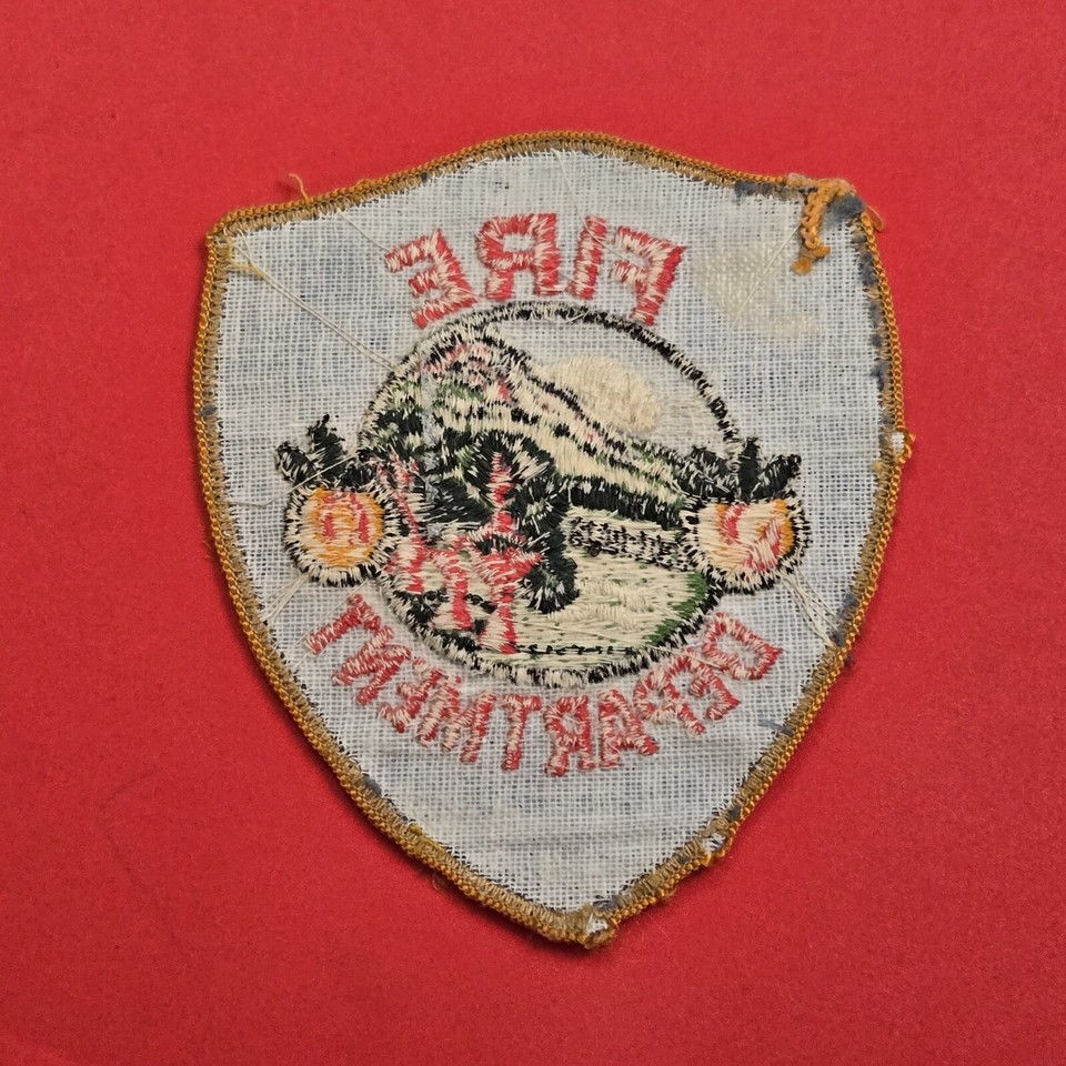 OLDER SUTTER COUNTY CALIFORNIA FIRE DEPT. FIRE FIGHTERS SHOULDER PATCH ...