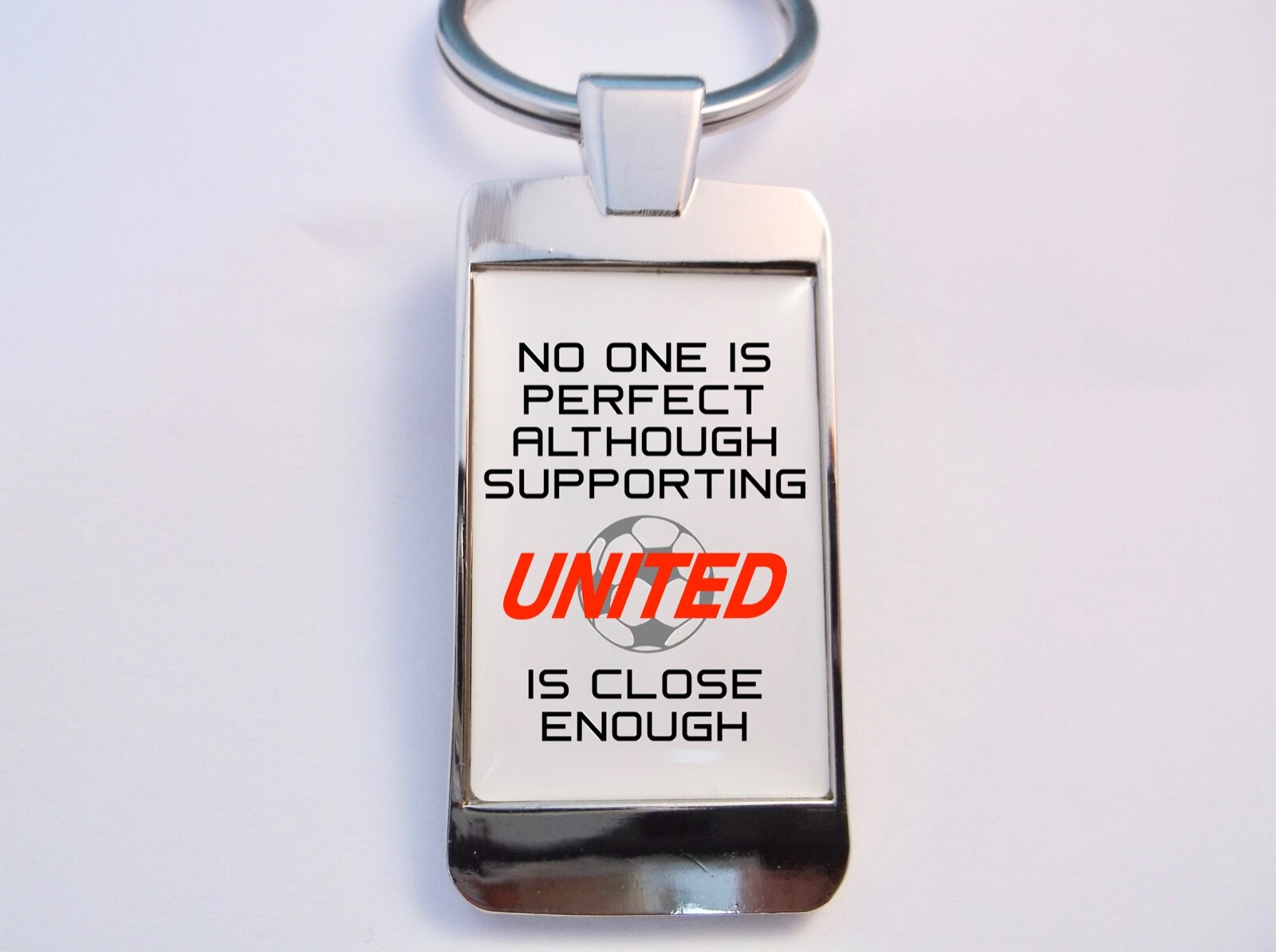 PERFECT SUPPORTING MAN UTD MANCHESTER UNITED KEY FOB BOTTLE OPENER ...