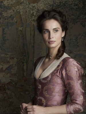 Poldark Unsigned photo - Heida Reed - Donation to Cancer Charity *10 ...