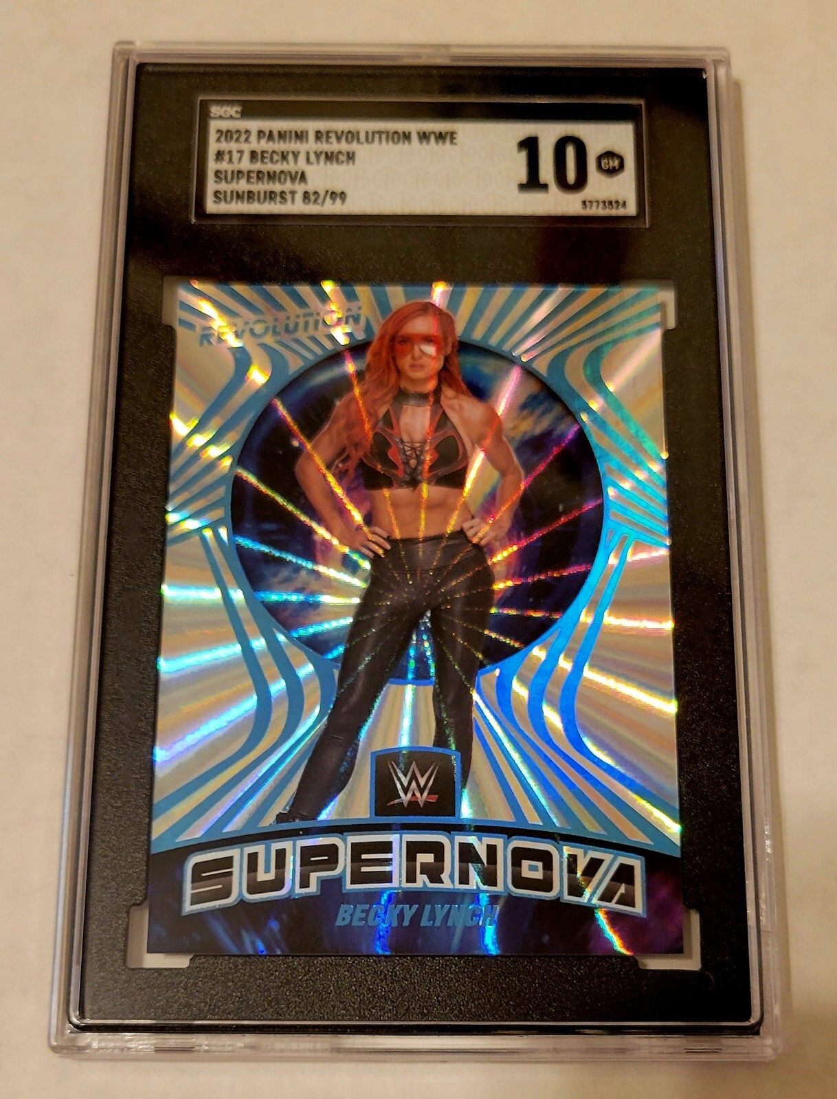 BECKY LYNCH 2022 PANINI REVOLUTION SUNBURST SUPERNOVA CARD #82/99 SGC ...