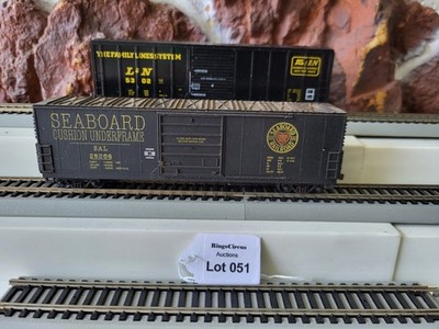Lot of 2 HO Scale Box Cars L&N and Seaboard, $5/$2/$10 Ship (Lot 051 ...