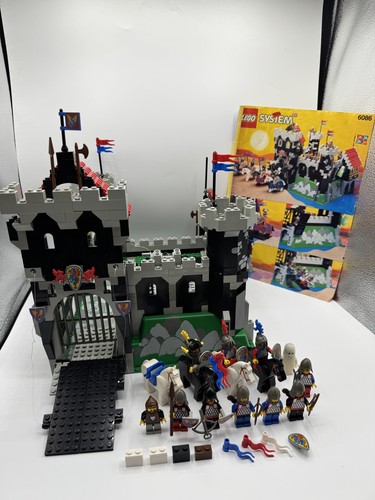 LEGO 6086 Black Knight's Castle Building Set with Instructions - 99% ...