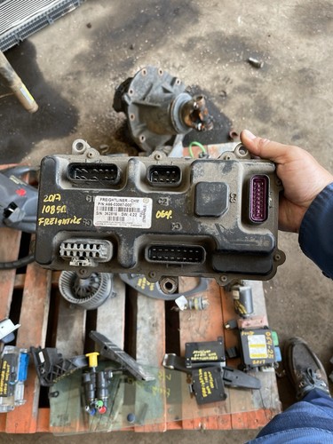 FREIGHTLINER CHASSIS CONTROL MODULE A66 03087 000 | eBay
