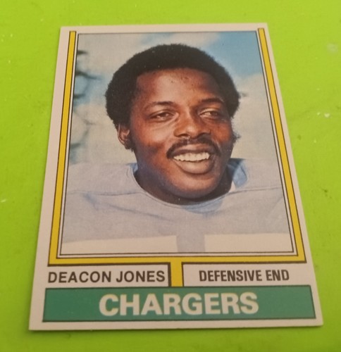 1974 Deacon Jones Topps NFL Football Card #390 San Diego Chargers NM ...