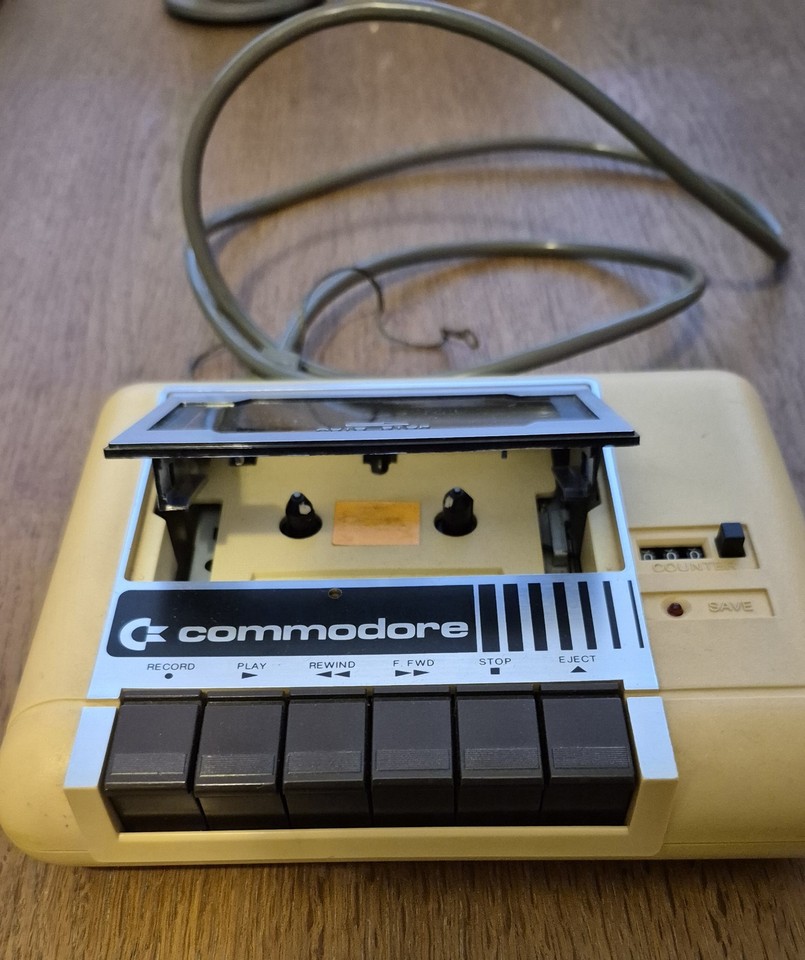 Commodore 64 Computer Bread Bin C64 Bundle with Datassette, Joystick ...