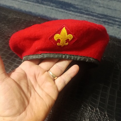 Official Headwear, Red Beret, 100% Wool sz 7 3/8 - 7 1/2 Boy Scouts Of ...