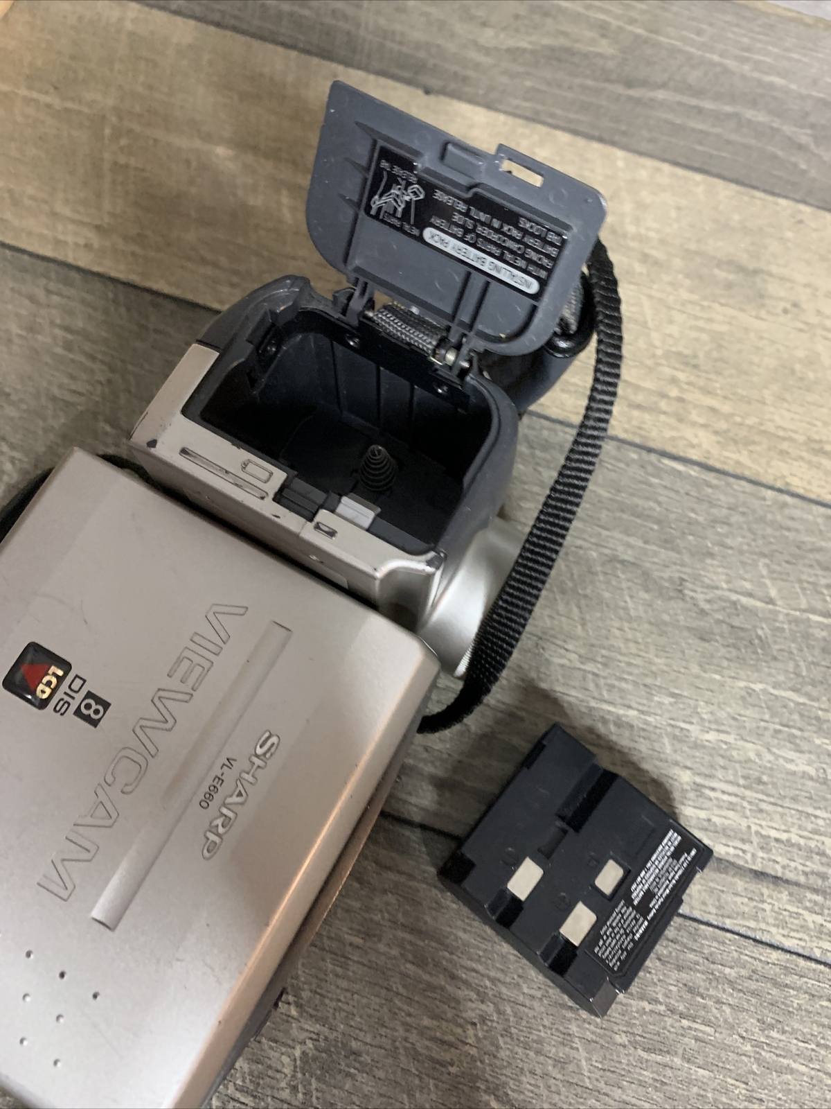 Vintage Sharp Viewcam VL-E660U Video 8 Camcorder (Parts Only) With 1 ...