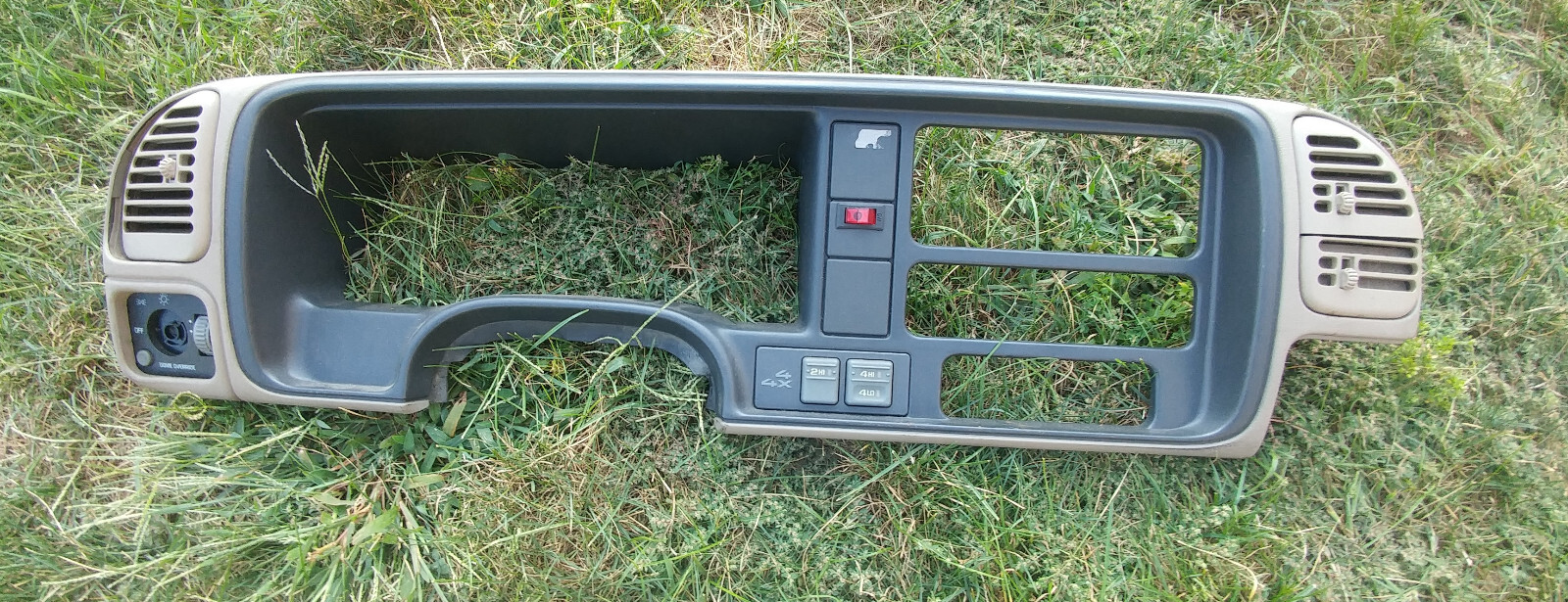 95-99 Chevy Silverado GMC Serria Suburban Cadillac Escalade dash bezel ...