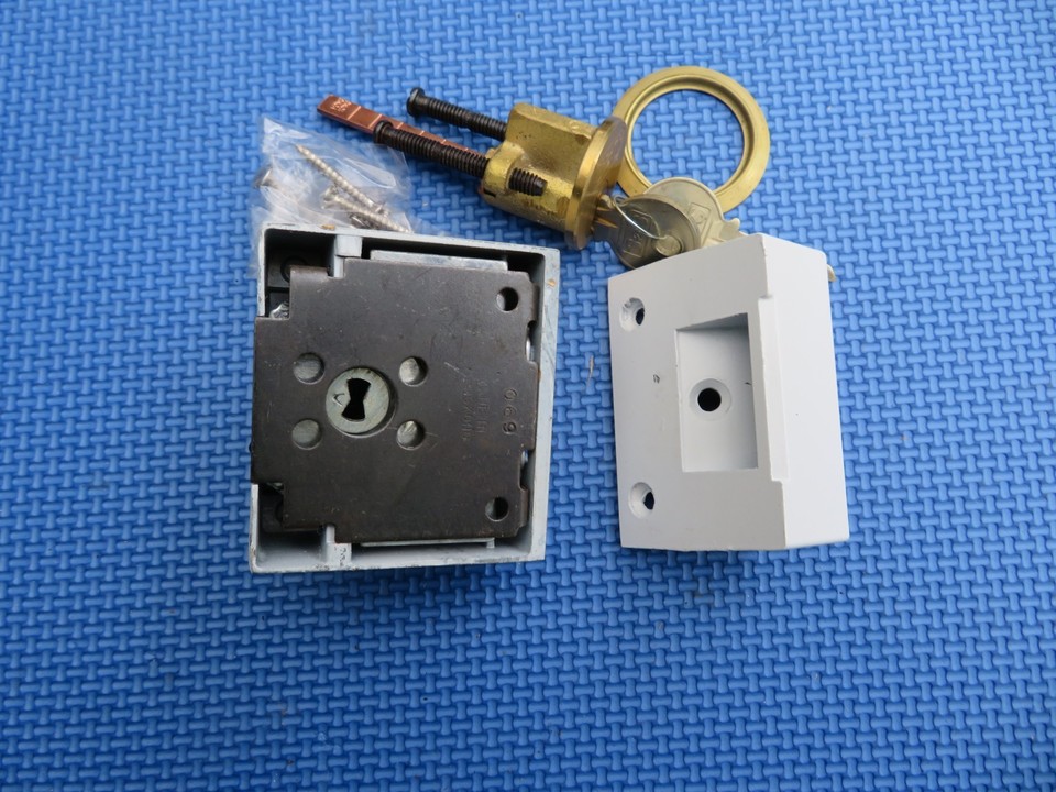 Narrow style White Night Latch like Yale (40mm Back Set) + Free ...