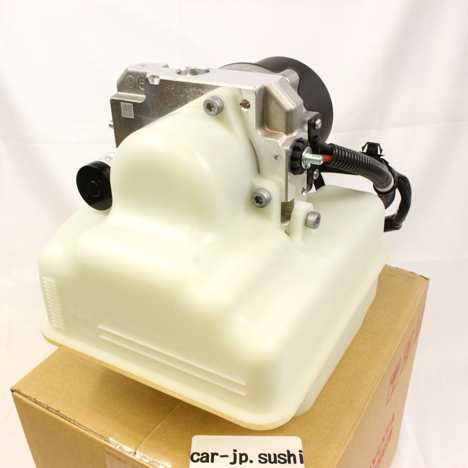 TOYOTA Genuine LX570 Height Control Pump & Motor 48910-60033 (48910 ...