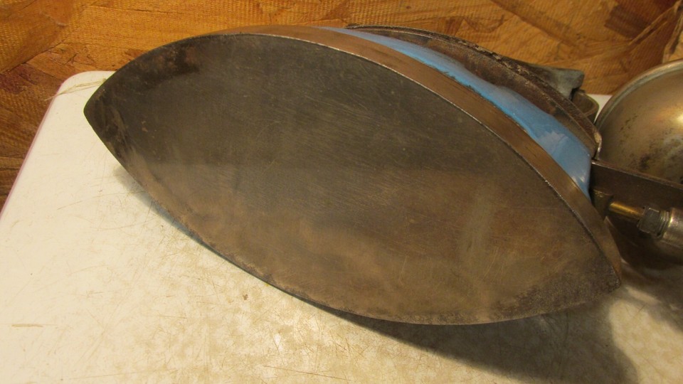 Antique Coleman Model 4 Blue Iron & Box | eBay