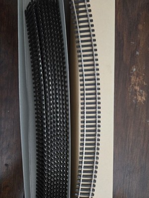 Atlas HO Model Train Track 30" R 9 Tracks In Box | eBay