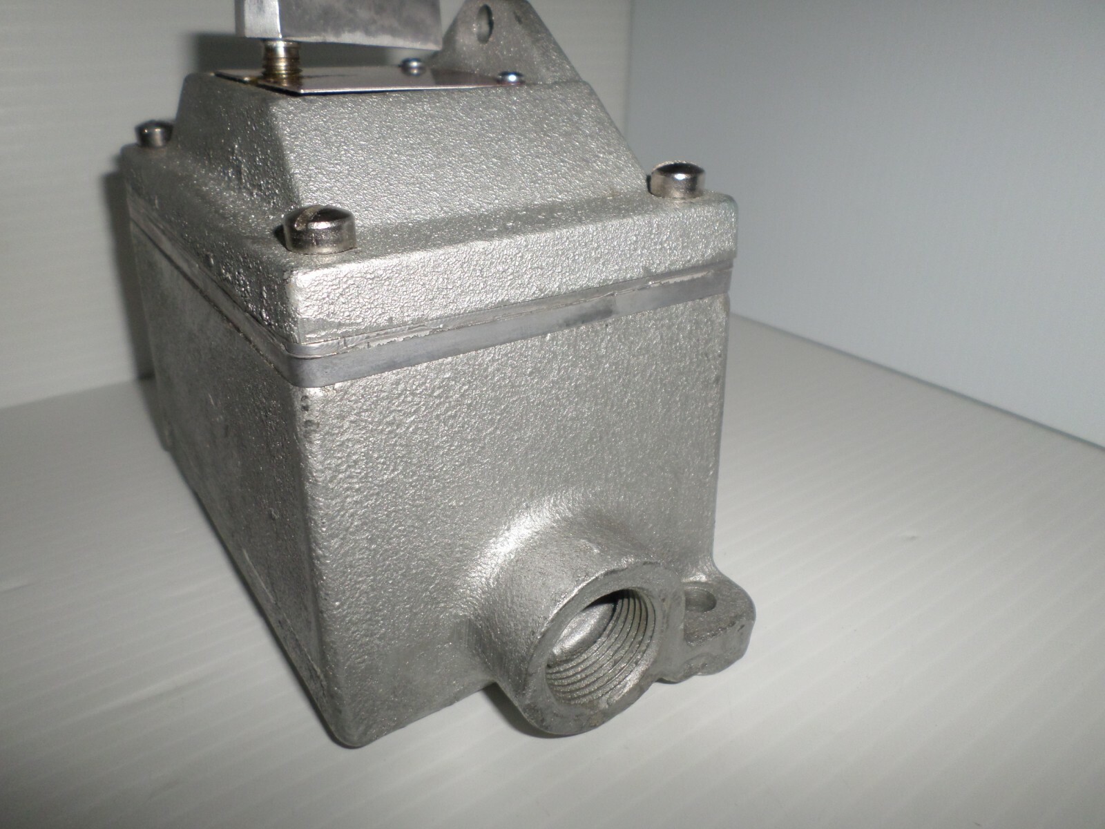 ⭐NEW IN BOX⭐ EATON CROUSE HINDS EDSC2129 EXPLOSION PROOF FACTORY SEALED ...