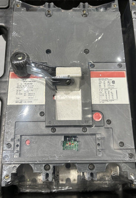 Circuit Breakers - 1200A 600V