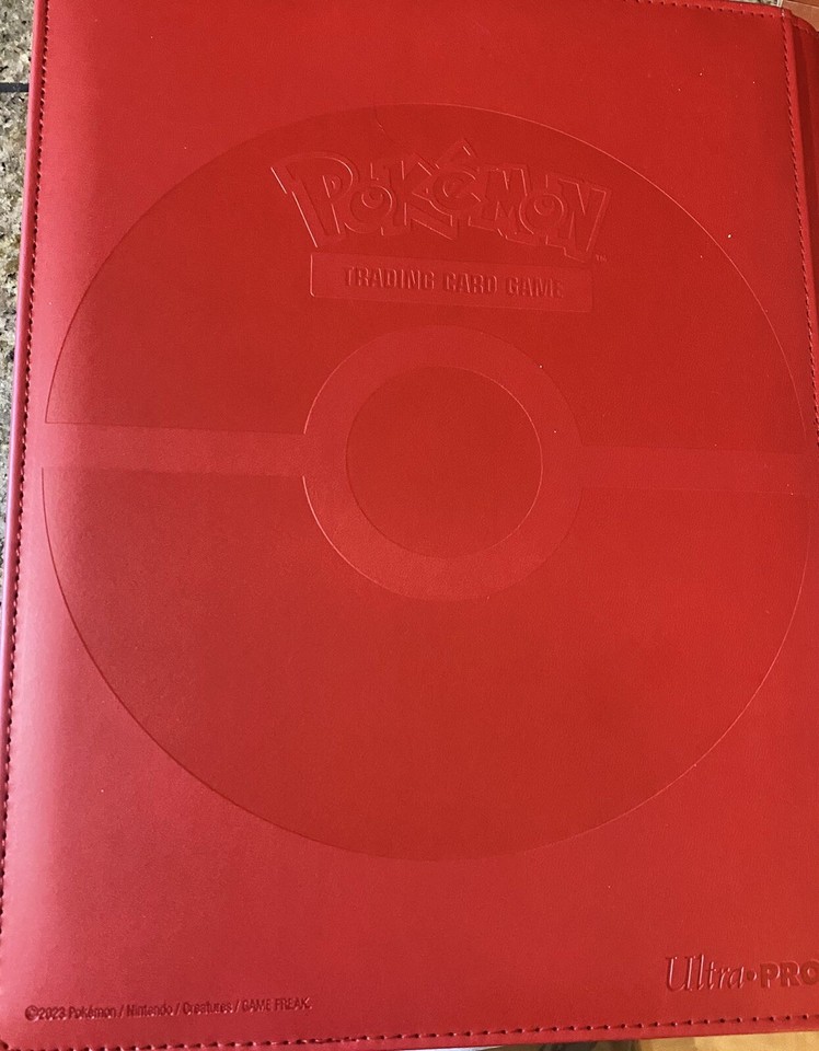Pokémon TCG Charizard Binder, 20 18-PKT Pages Holds Total Of 360 Cards ...