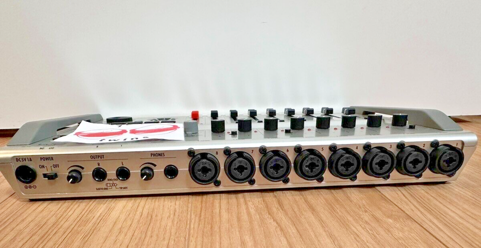 ZOOM R24 Digital Multi Track Recorder 24 Track Interface Controller 8 ...